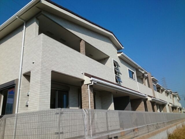 クラリッサ1階｜洗面化粧台 洗髪洗面化粧台 東南向き BS･CS システムキッチン｜堺市の賃貸物件はMIRAI不動産