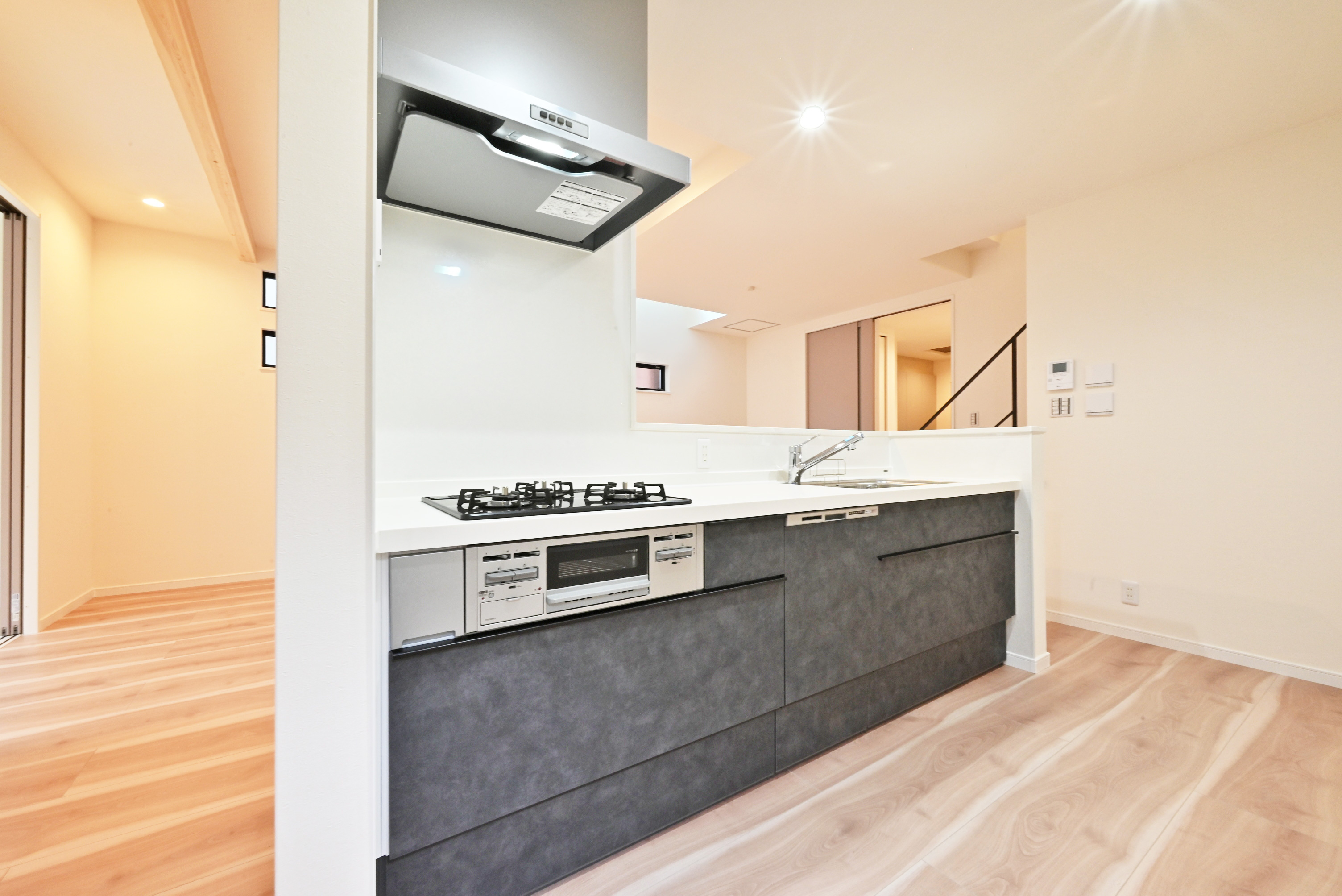 【内覧開始】グランエスポワール宝塚小浜5丁目新築戸建｜限定1邸の最新情報です！西宮市の不動産売買｜ハッピーホーム不動産販売