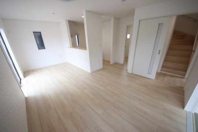 蓮田市西新宿3丁目全4棟新築戸建・建売分譲住宅の紹介